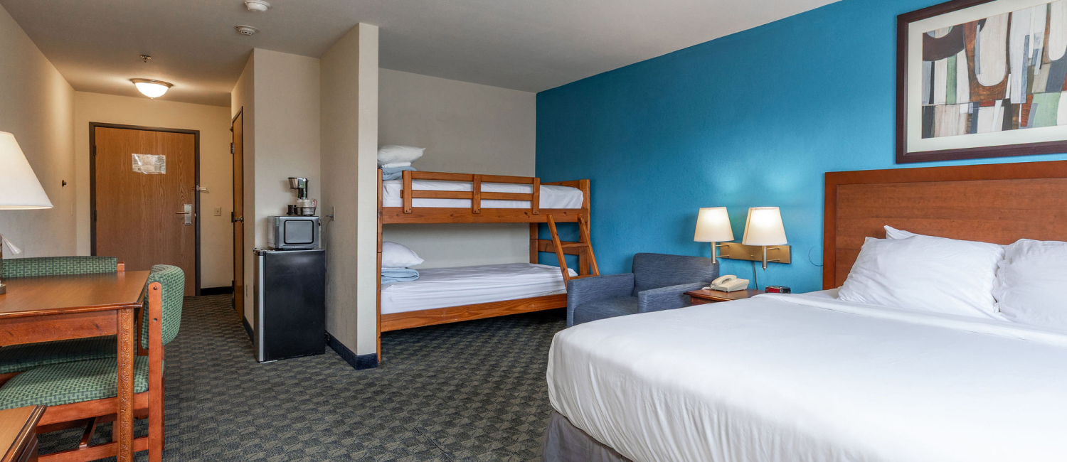 Party Packages | Branson Water Park Hotel
